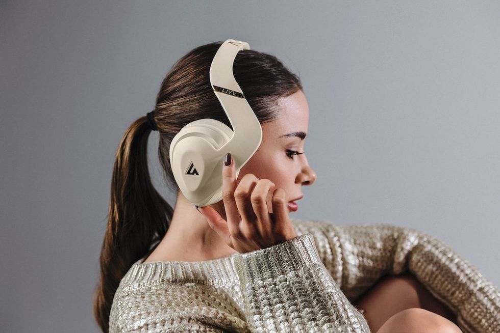 LIVV Pro: Over-Ear Headphones for Active & Casual Use - Gearbrain